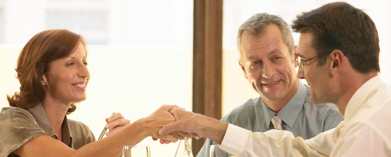 Перевод commitment и obligation в английском языке